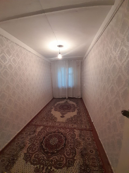 Срочно без маклер 3х ком. 1этаж