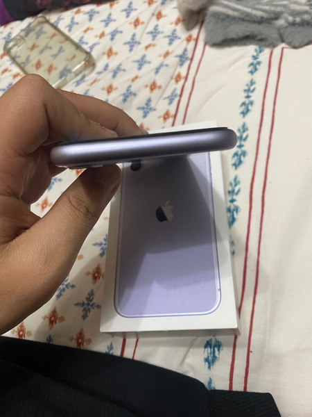 iPhone 11 sotladi