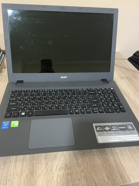 Noutbuk Core i3 ideal holatda srochni