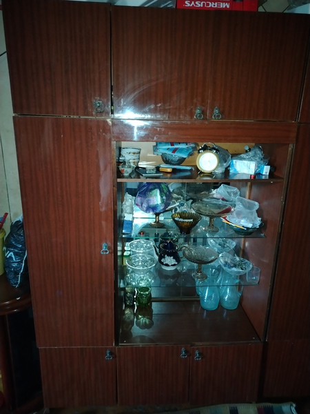 стенка сервантом