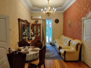 Срочно продаётся квартира на ул А. Наваи (149752)