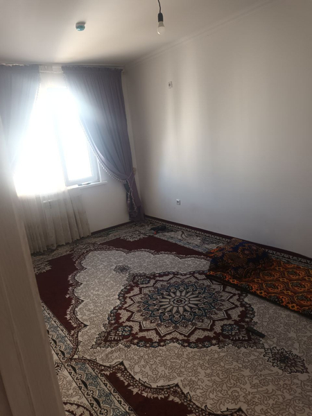 Yashnabodda 3 xonali uy sotiladi