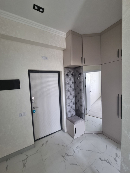 Yunusobod 8 kv novostroyka 2xonali uy sotiladi
