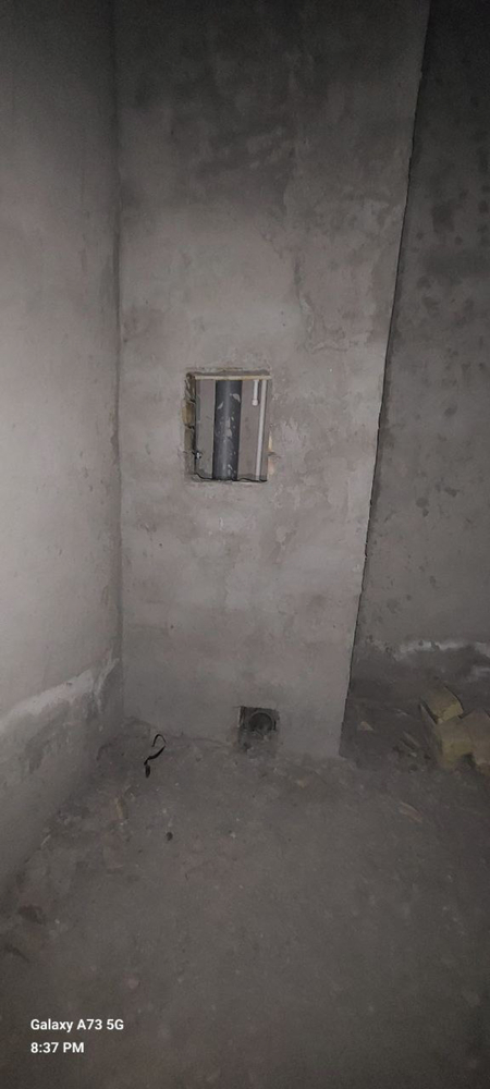 2 хоналик коробка ЖК Иззат Яшнобод туманида сотилади