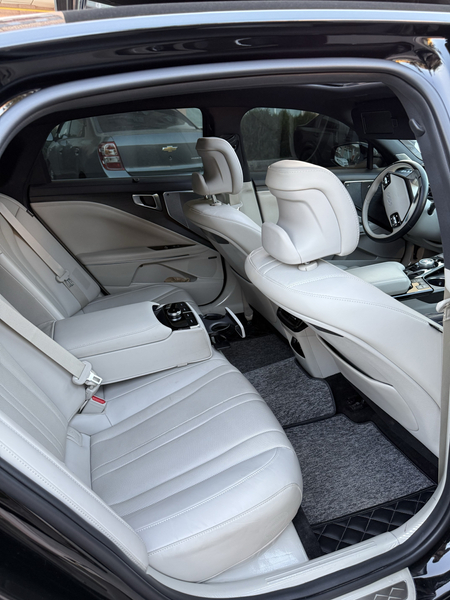 Kia K8 2022 qora