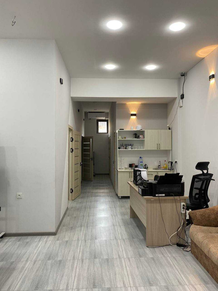 Продается коммерческое помещение на Яккасарайском рн ЖК Nukus Avenue