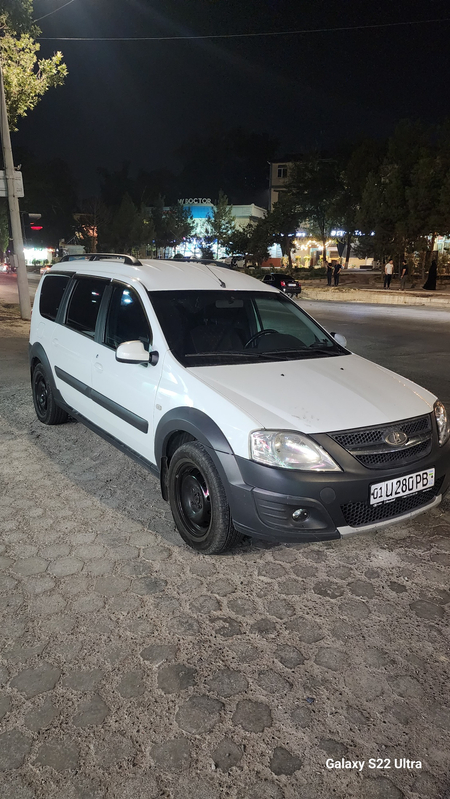 Lada Largus Cross