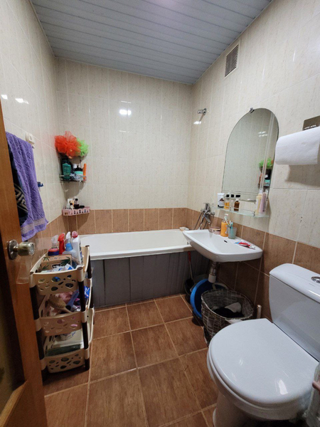 Буюк Ипак Йюли метро , 2/3/5 , кирпич , 2*6 балкон , 55м2 , 69 000 у.е