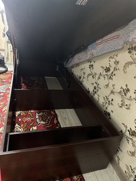 Кровать односпальная