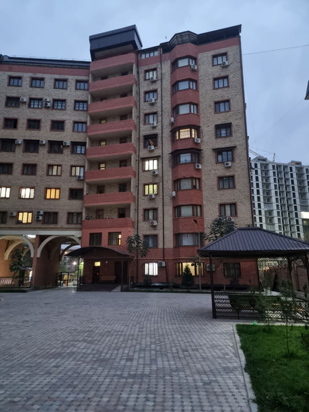 Срочн Продаётся район Якасарай маклер не беспокоить