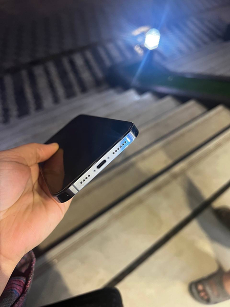 iPhone 13 pro max 128 blue
