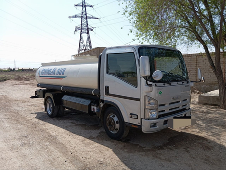 Isuzu Vadavoz 2010 yil