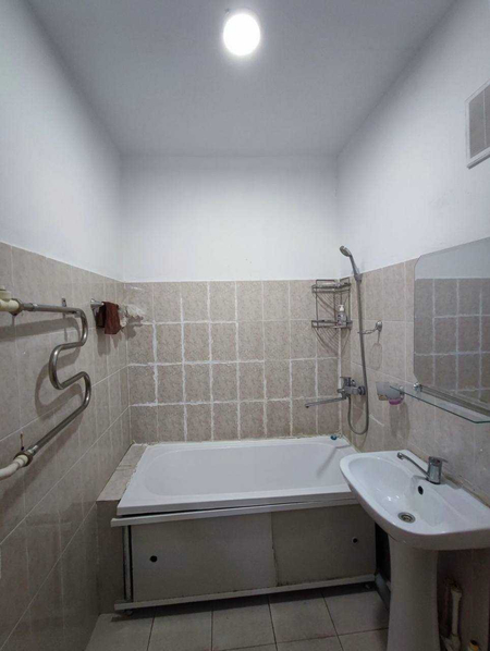 uy sotiladi sergili  9 xudud 2 xona 55000$