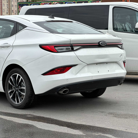 JAC J7 Luxury 1,5 Turbo Full 2024 monza va jentra orniga!! cobalt