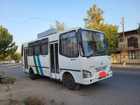 Isuzu aftobus sotiladi.