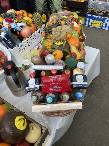 принимаем заказы на подаки