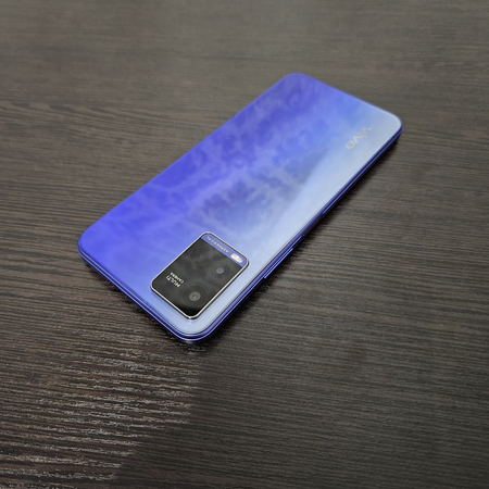 Vivo Y21 srochna sotiladi