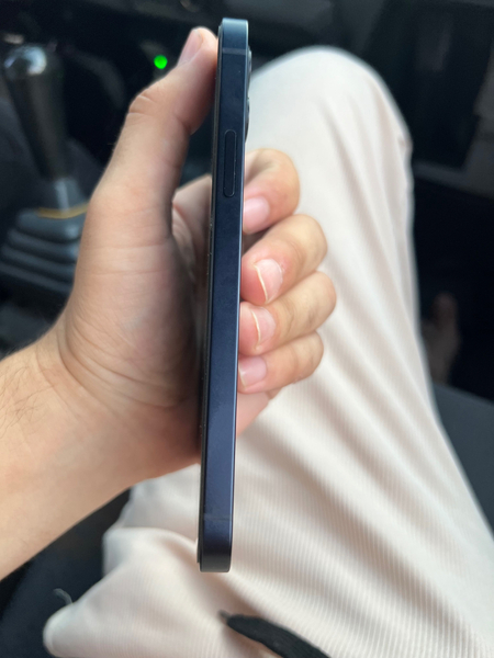 Iphone 12 64 gb.