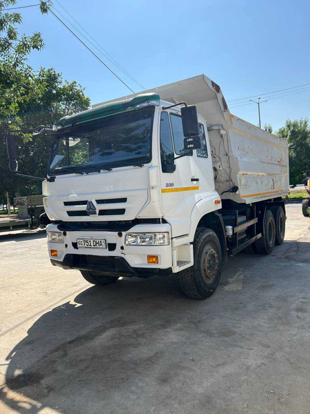 Самосвал сотилади SINOTRUK