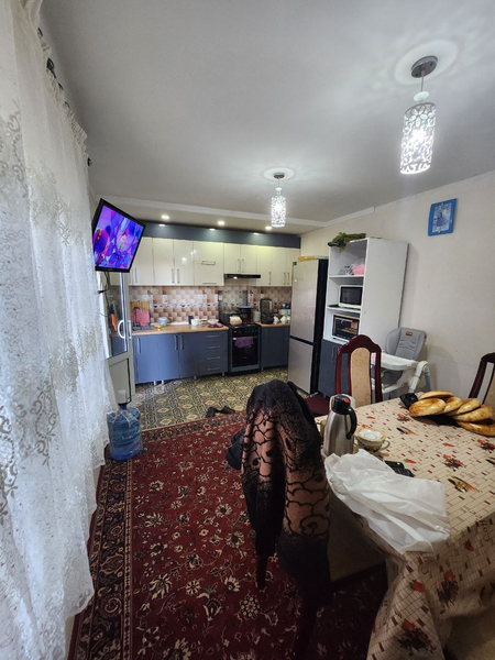 Уй сотилади, кибрайда 5.35 сотих, кириб яшашга таёр