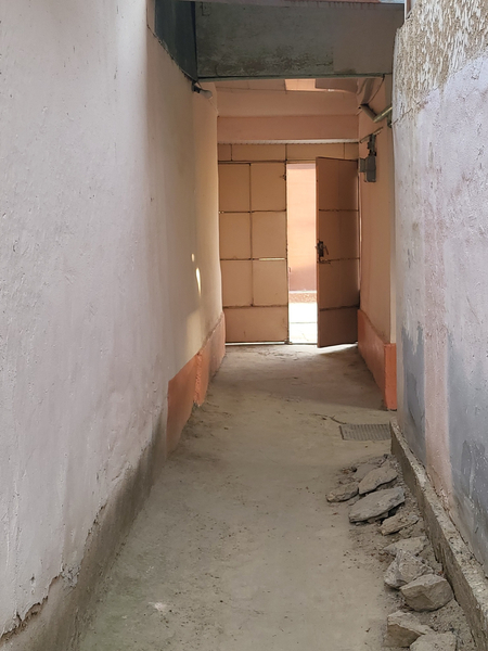 Yunusobod Bo'zsuv Mahalla hovli sotiladi.