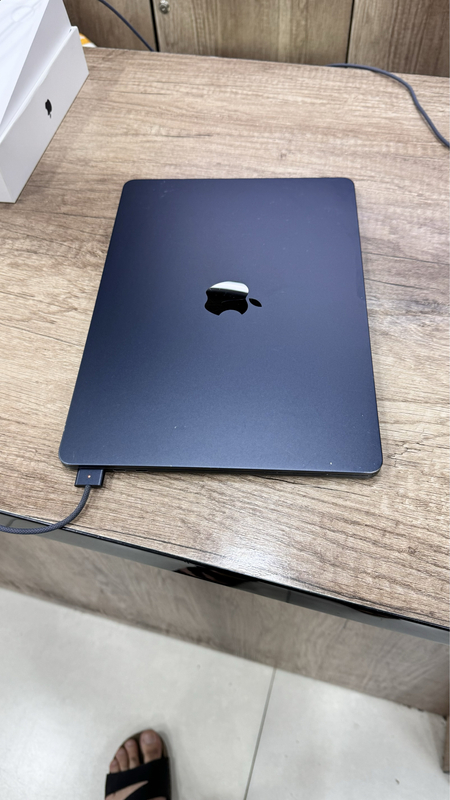 MacBook Air 13,6-inch M2/8/512GB