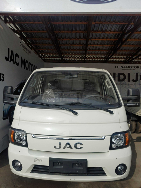 3 o`rindiqli JAC X200