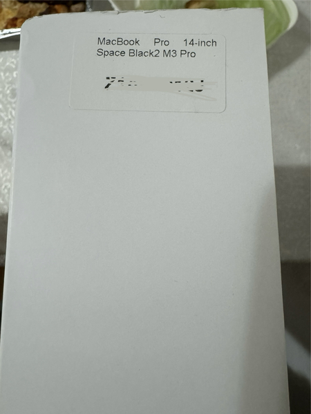 Macbook pro 14” Space Black2 M3 Pro