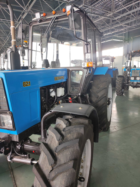 TRAKTOR belarus 82.1 nasiya savdoga beriladi