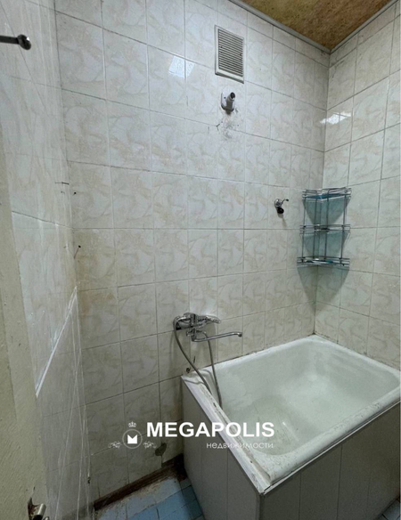. 1в2 Продается Чиланзар 18 кв