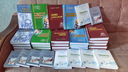 Tibbiyot kitobi Gadayev Ichki kasalliklar EKG Terapiya Odam anatomiyas