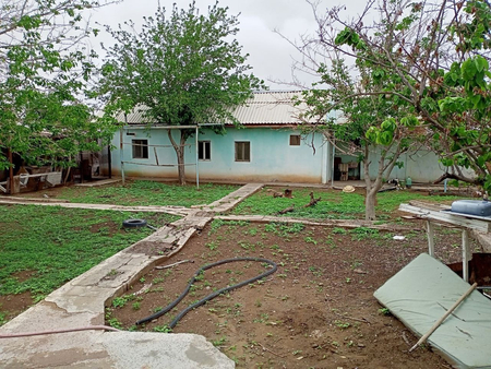 Dacha sotiladi zarafshonda