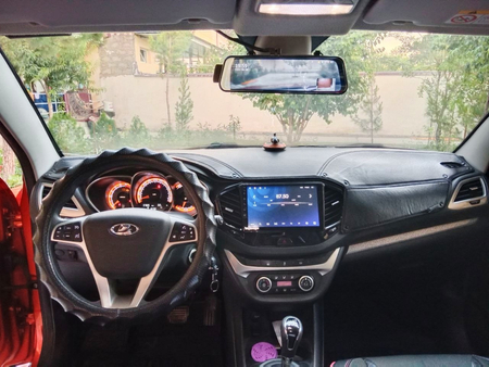 Lada vesta. Eng yaxshi avtomobillardan biri.