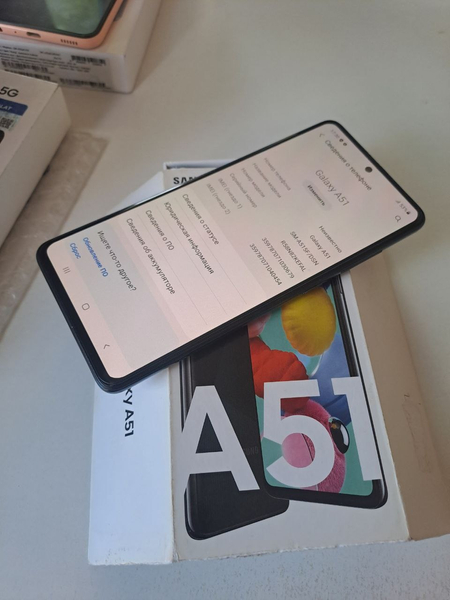 Galaxy a51 sotiladi 128/6 holat alo
