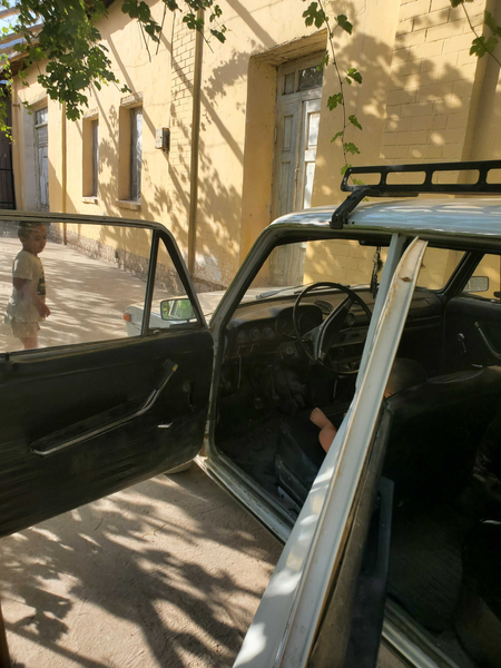 Vaz 2103 oq prapan gazi bilan