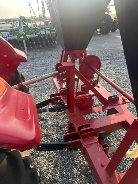 404 dongfeng  sotiladi 1 yil kafolat