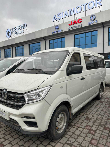 Минивен Dongfeng Yufeng