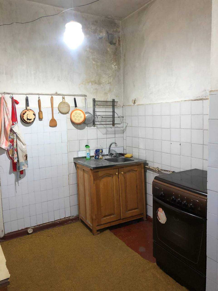 Срочно продаётся квартира 4/2/4 в Юнусабаде 11 квартл (149752)