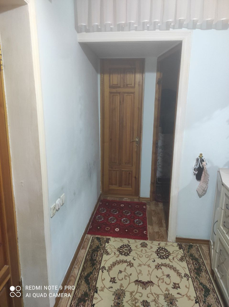 Шойхонтохур тумани Коратош 2 хона сотилади.