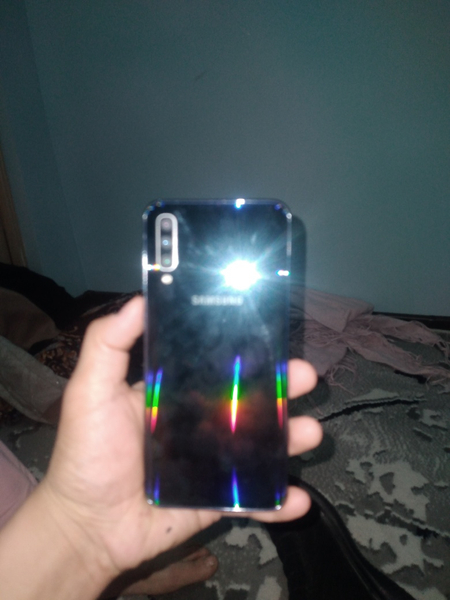 Samsung a50 sotiladi