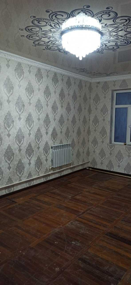 Урганч шахрида 2 каватли бинонинг 2-каватида 3 хонали кв сотилади