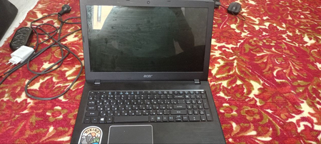 Acer noutbook sotiladi