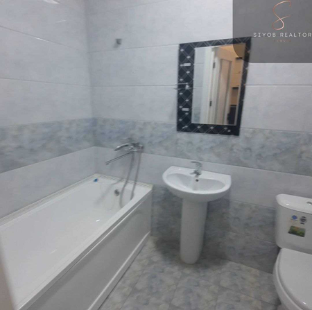 №3065/2702. Продается 2х-комнатная квартира в Новостройке.