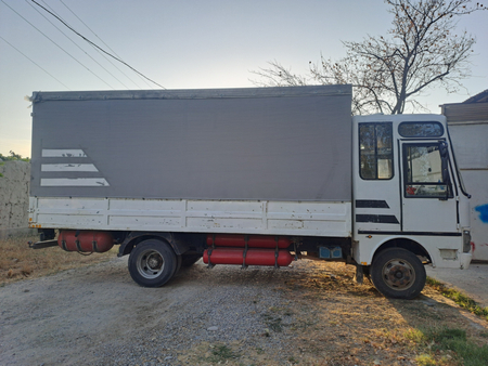 Isuzu Srochna sotiladi