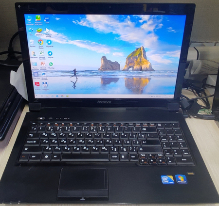 Кучли Lenovo Cori3 Notebook сотилади.