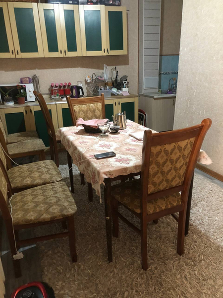 Госпильный базар 3/8/12 срочно продам