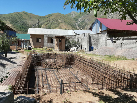 Продается дача в Бостанлыкском районе село Нанай 35 км от Чарвака