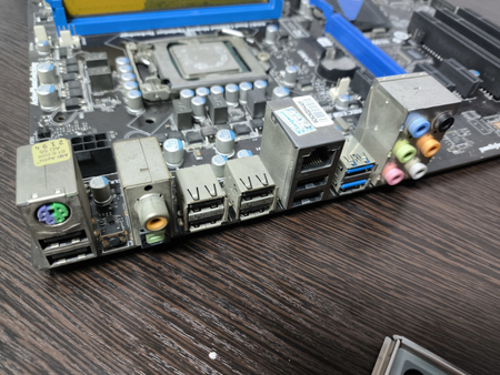 MSI P67+i5 2400+8Gb 2шт