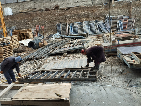 Опалубка ремонти, опалубка, леса, стойка сотуви ва Курилиш хизмати