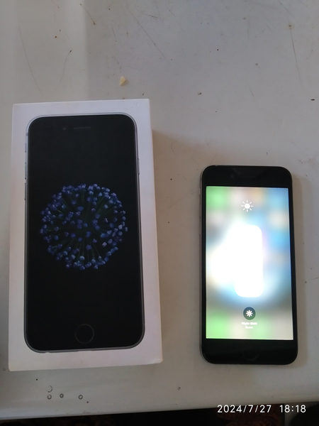 iphone 6  sotiladi 64 GB